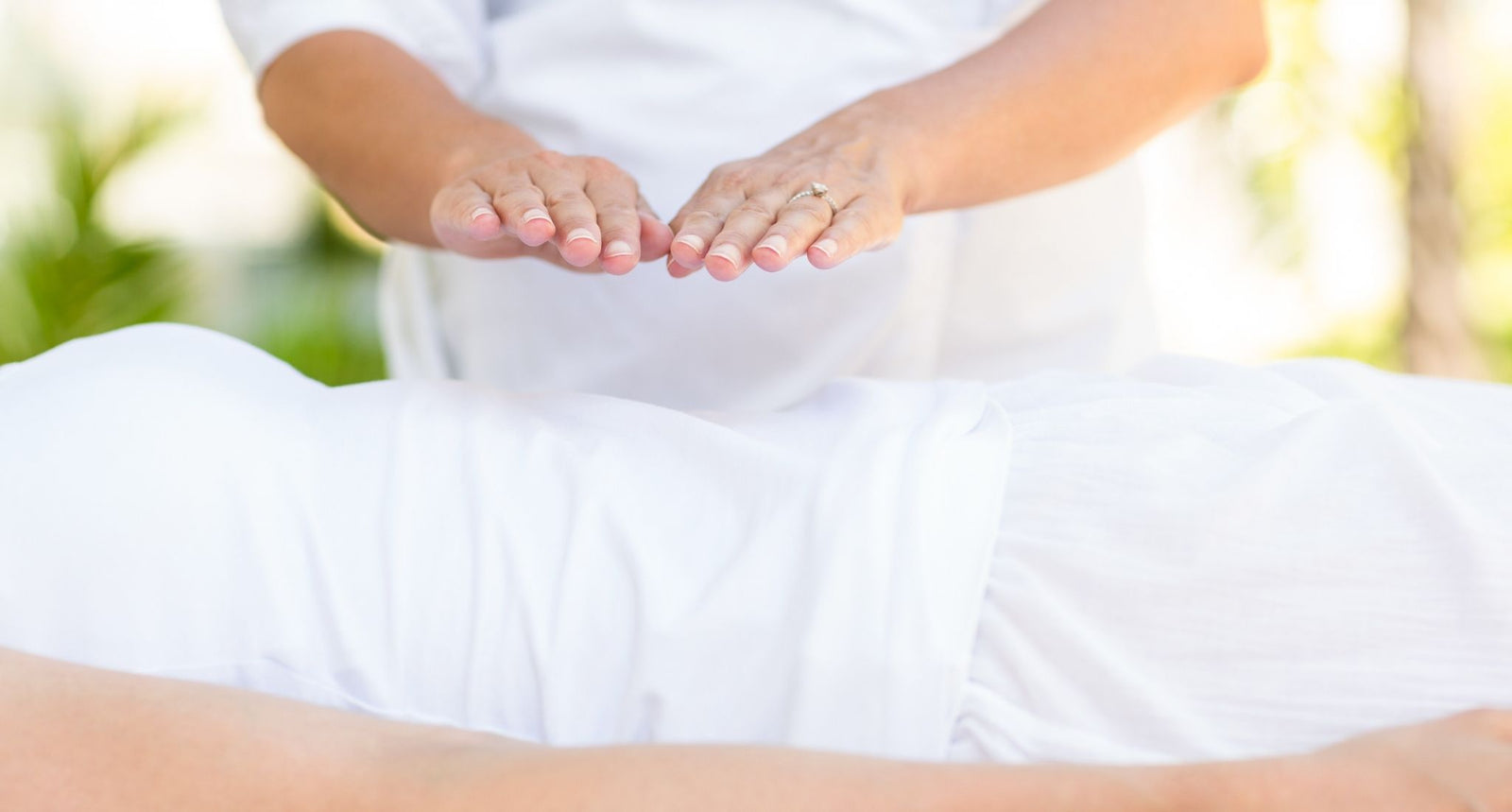 Reiki Behandeling: De Ultieme Gids (2021) - JOY of MATCHA